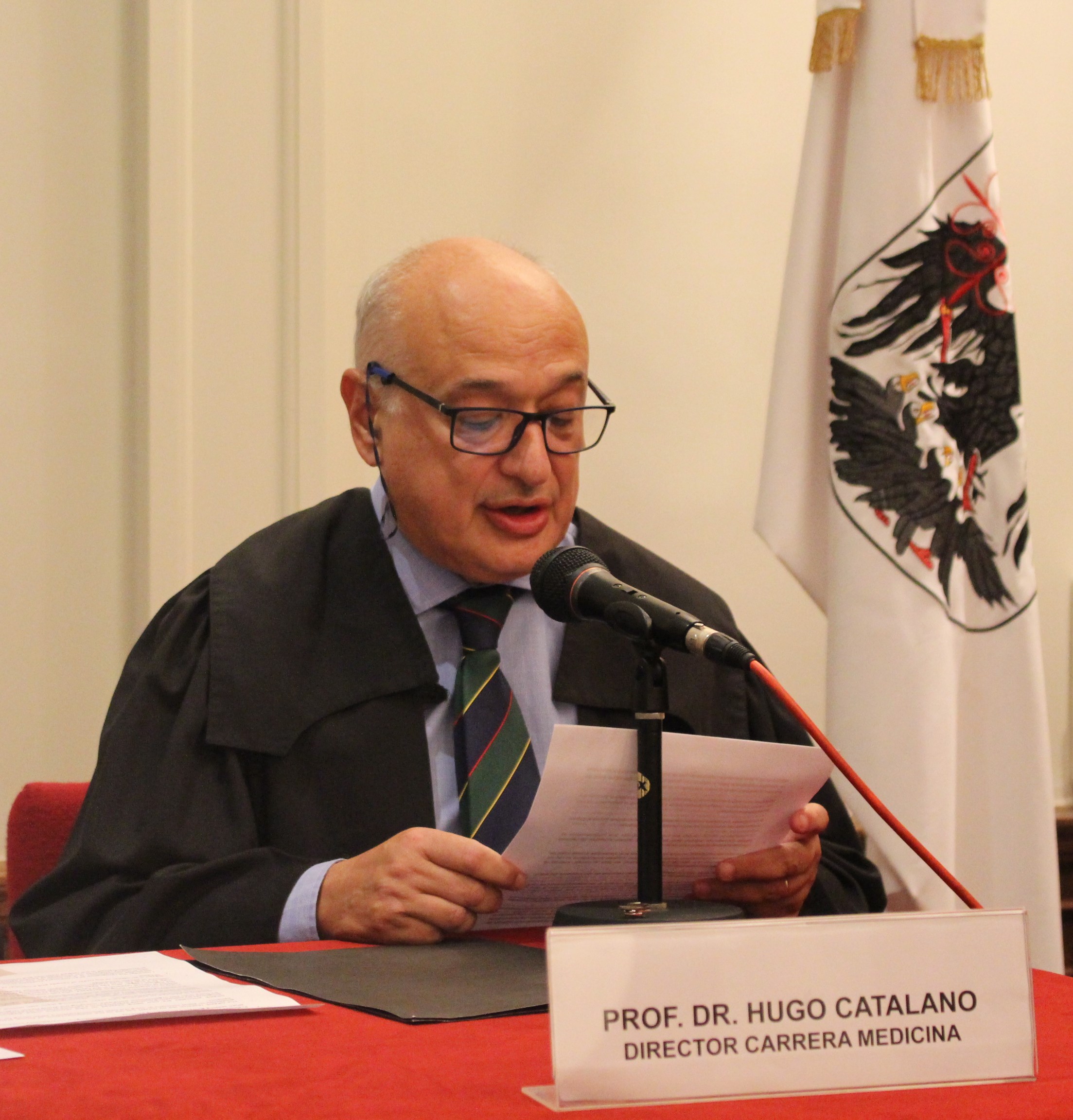 Acto de Nombramiento del Dr. Gordon Henry Guyatt como "Profesor Honoris ...